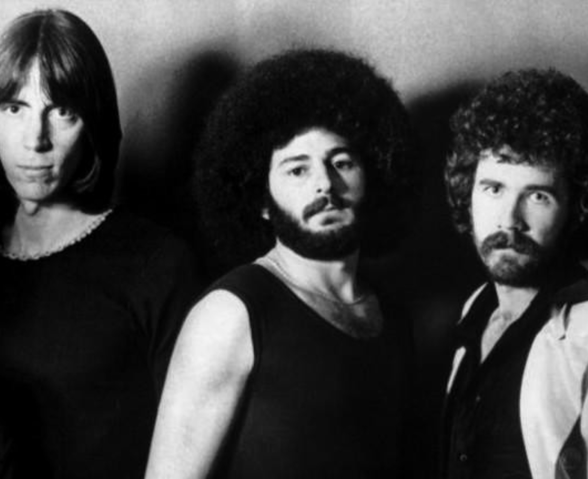 Stars who died in front of their fans