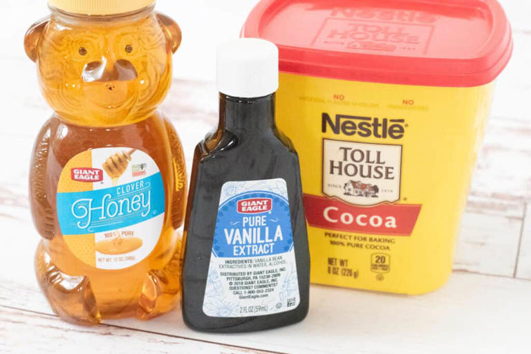 Homemade Chocolate Syrup