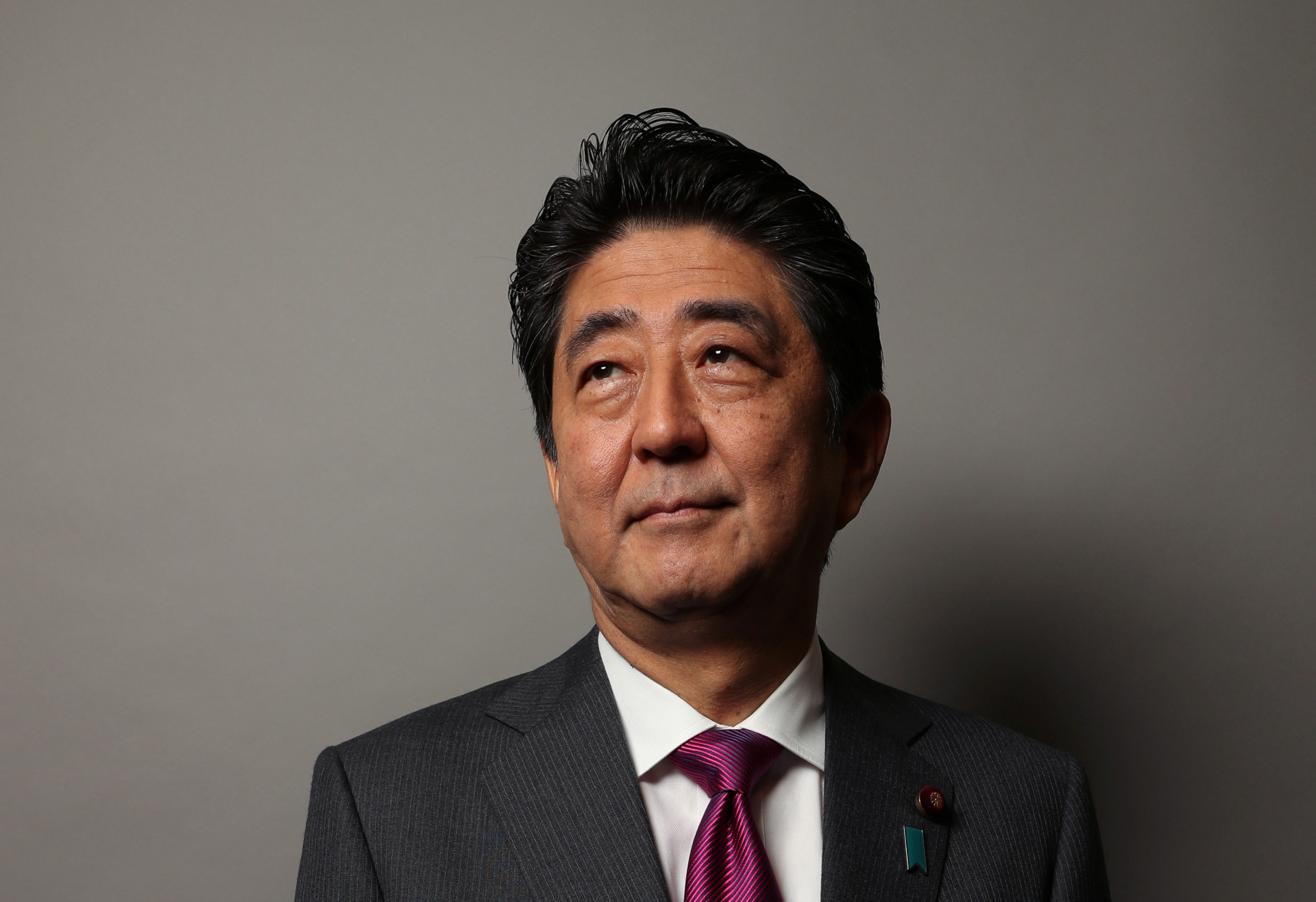 The secret body language of politicians