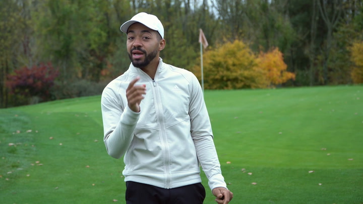 How to play the spinning chip shot