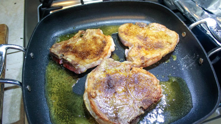It's The Technique That Makes These Pork Chops So Good - Pork Chops ...
