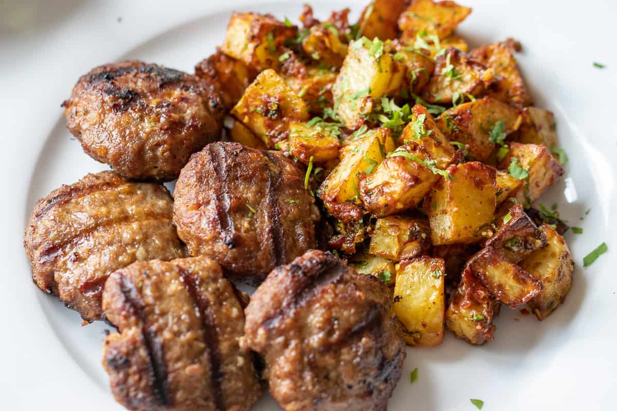 10 Easy Meatball Dishes Perfect for Family Meals