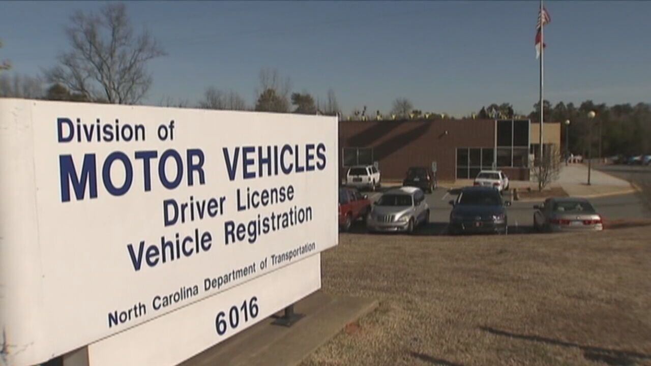 North Carolina DMV stops transactions due to computer issues