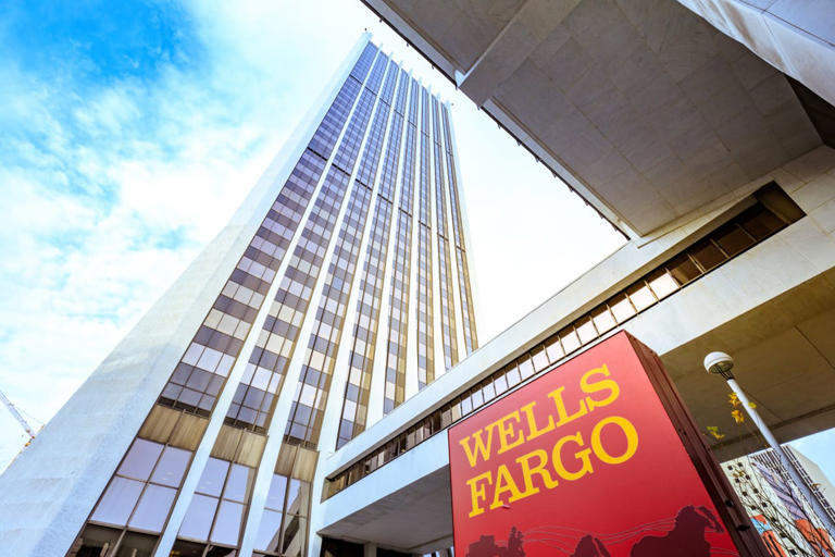 Wells Fargo’s FiNet recruits financial advisors from Ameriprise ...