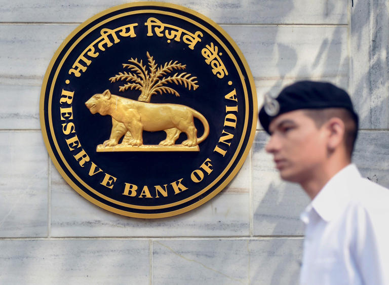Policy space exists for further rate cut: RBI Guv at MPC meeting