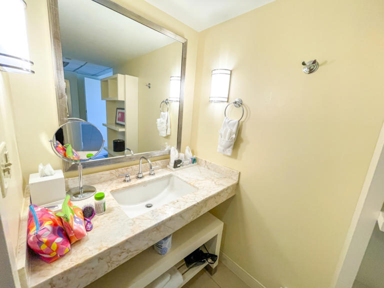 Hyatt Regency Sarasota Review: Family-Friendly Fun