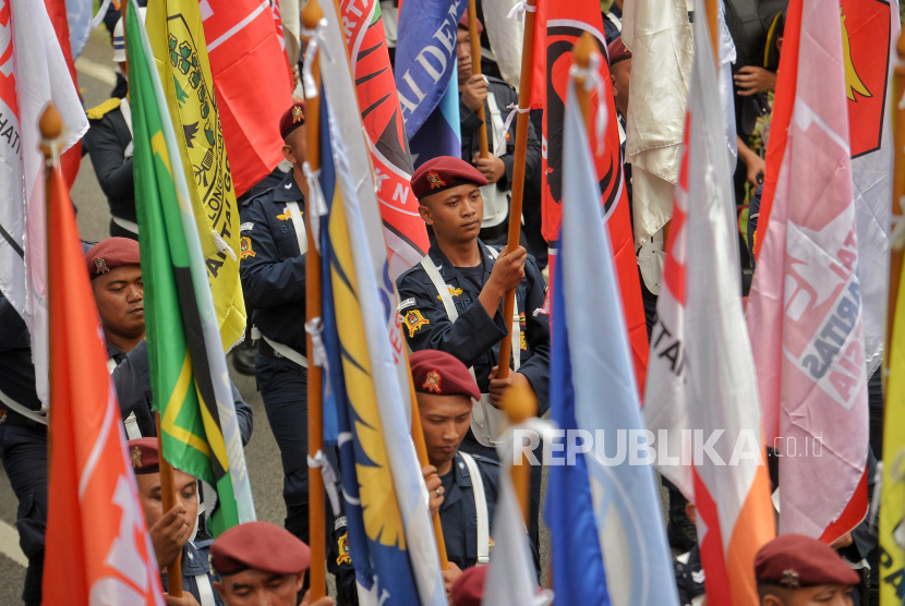 KPU Tetapkan Delapan Parpol Lolos ke DPR, Berikut Perincian Jumlah ... KPU Tetapkan Delapan Parpol Lolos ke DPR, Berikut Perincian Jumlah ...
