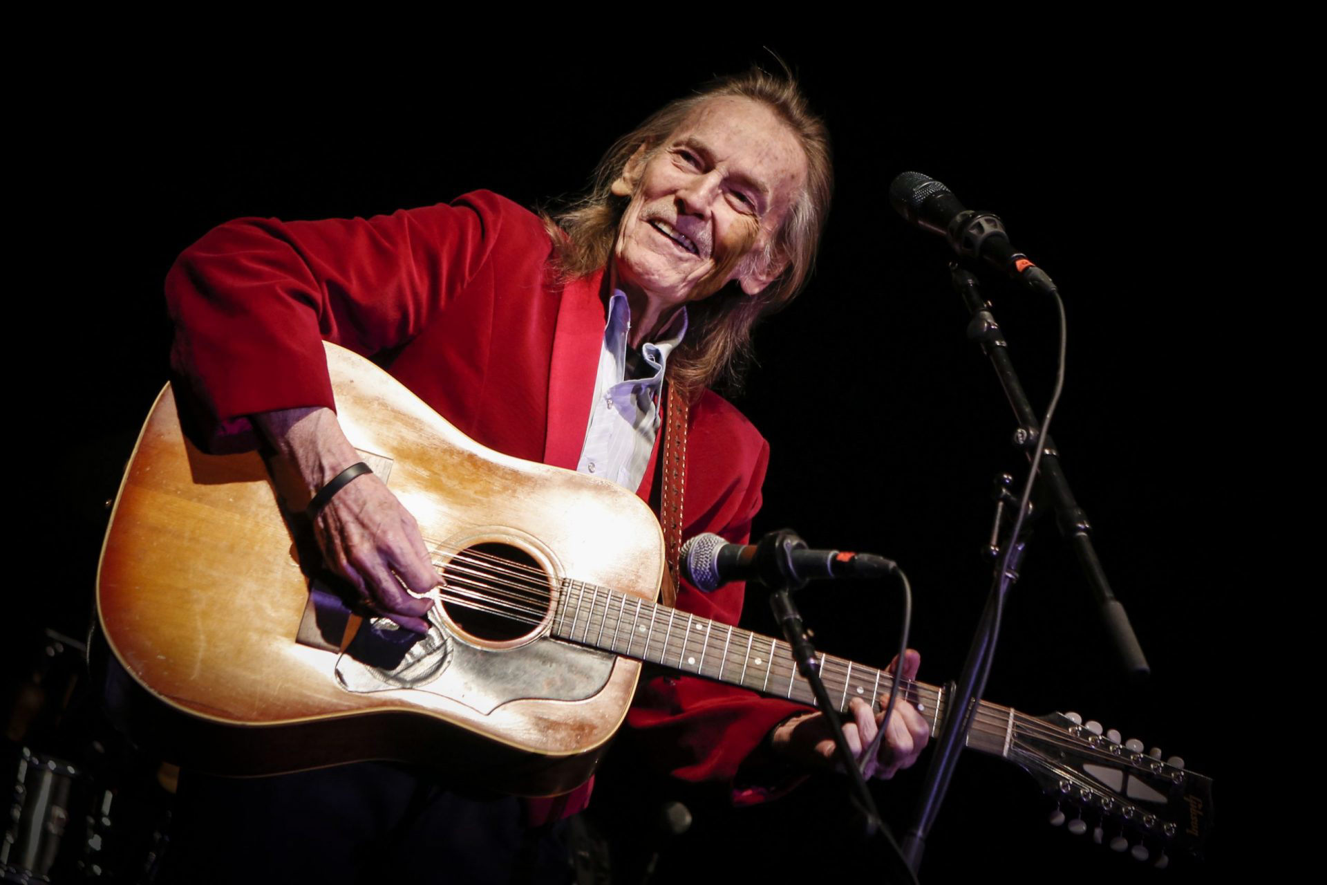 Celebrity deaths in 2023: Gordon Lightfoot, Canadian folk-rock legend Celebrity deaths in 2023: Gordon Lightfoot, Canadian folk-rock legend
