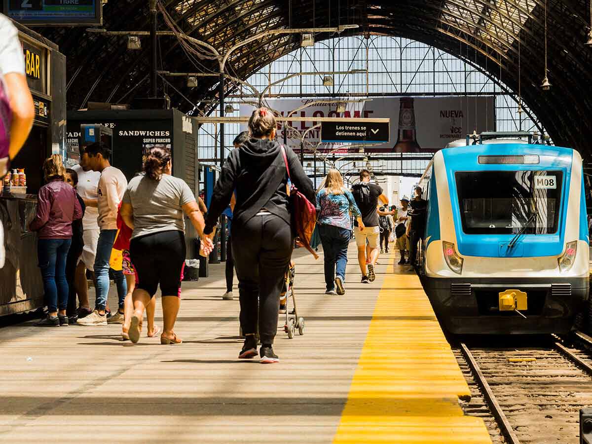 Bilingual People Share the Inappropriate Things Travelers Say