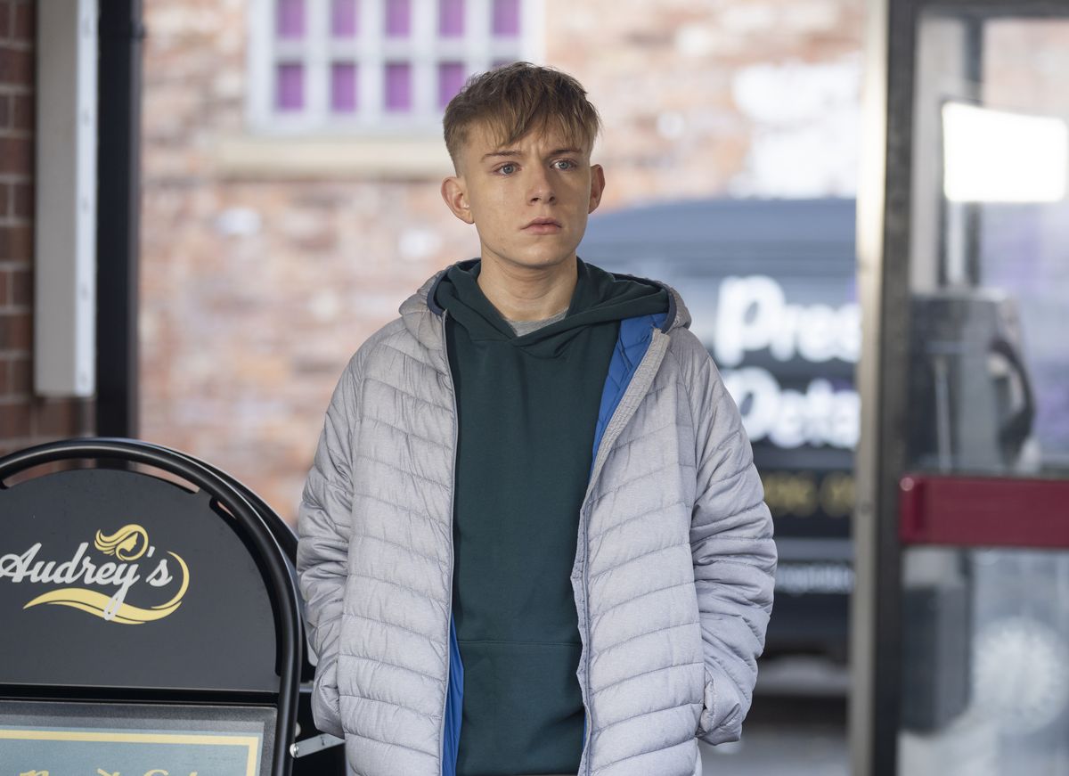 Coronation Street unveils another dark threat to Max Turner in ITVX episode