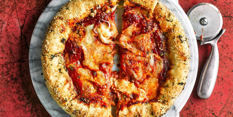 Deep Pan Pizza with Cheesy Stuffed Crust