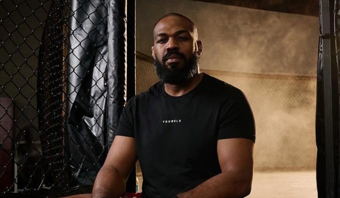 Comentarista do UFC detona Jon Jones após condição para enfrentar Tom ...