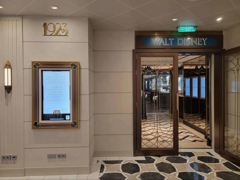 Disney Wish Restaurants: The Ultimate Must Read Dining Guide for Your ...