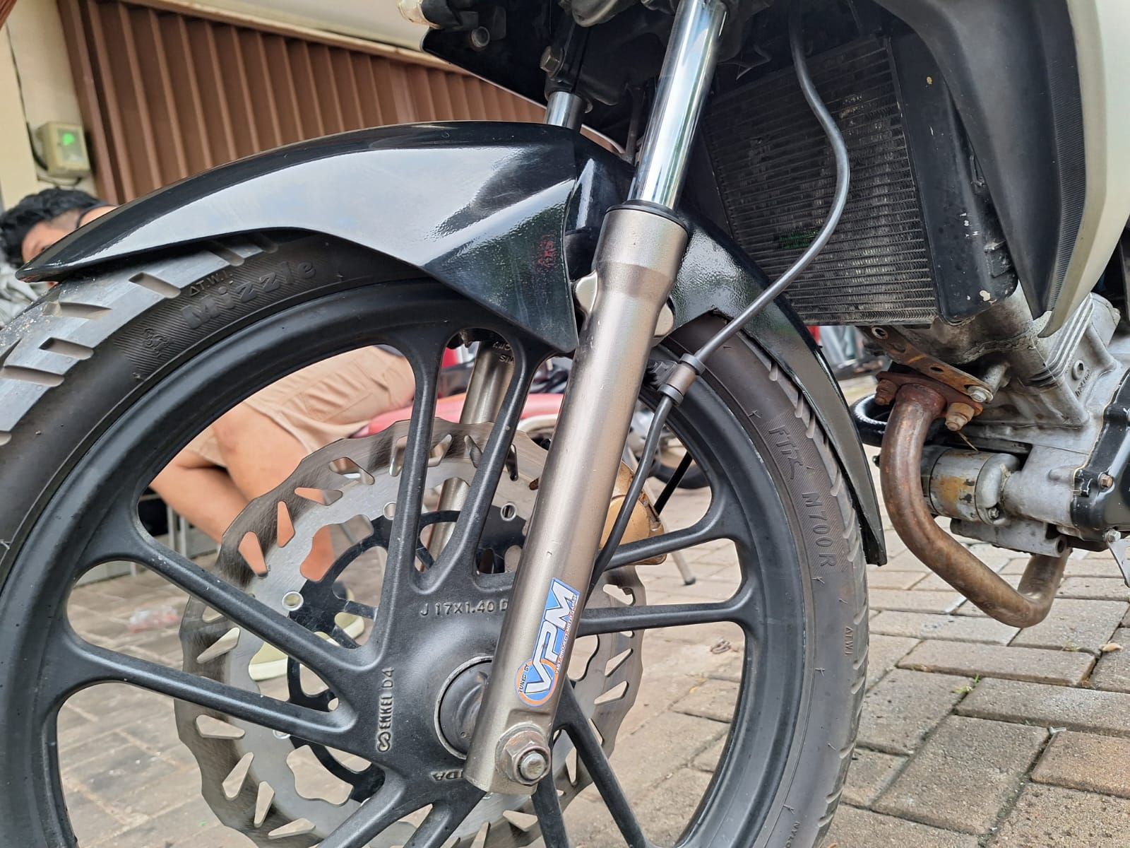 Ternyata Membiarkan Sil Sokbreker Motor Bocor Dampaknya Nggak Main-main ...