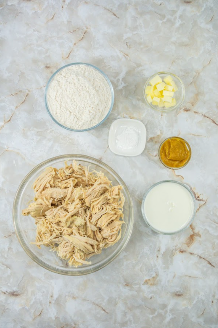 Easy Copycat Cracker Barrel Chicken and Dumplings Recipe