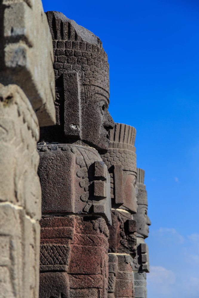 Toltecs: the mysteries and wisdom of an ancient civilization