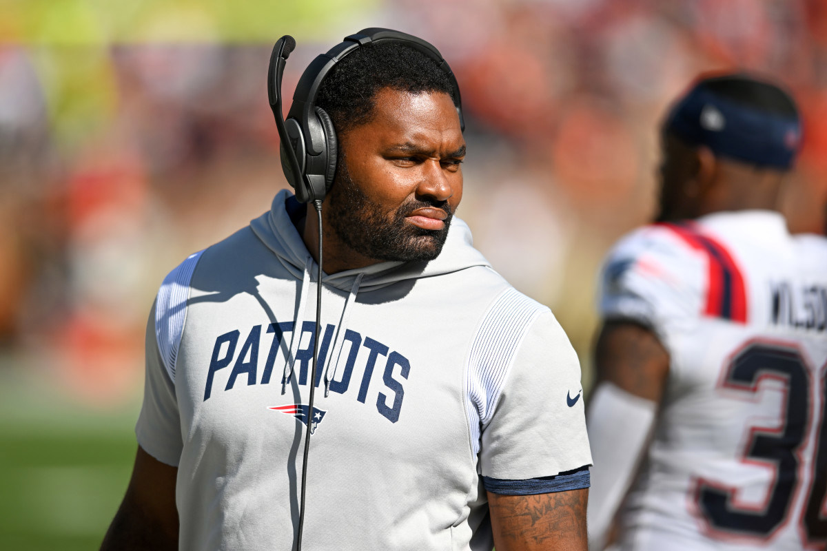 Patriots Reportedly Considering Drastic Jerod Mayo Decision Patriots Reportedly Considering Drastic Jerod Mayo Decision
