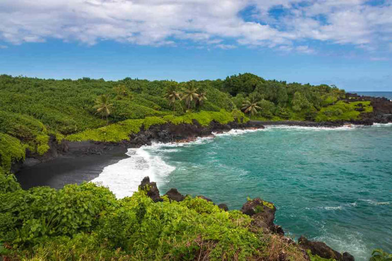 Road to Hana: 16 Things to Know Before You Go (2026 Guide)