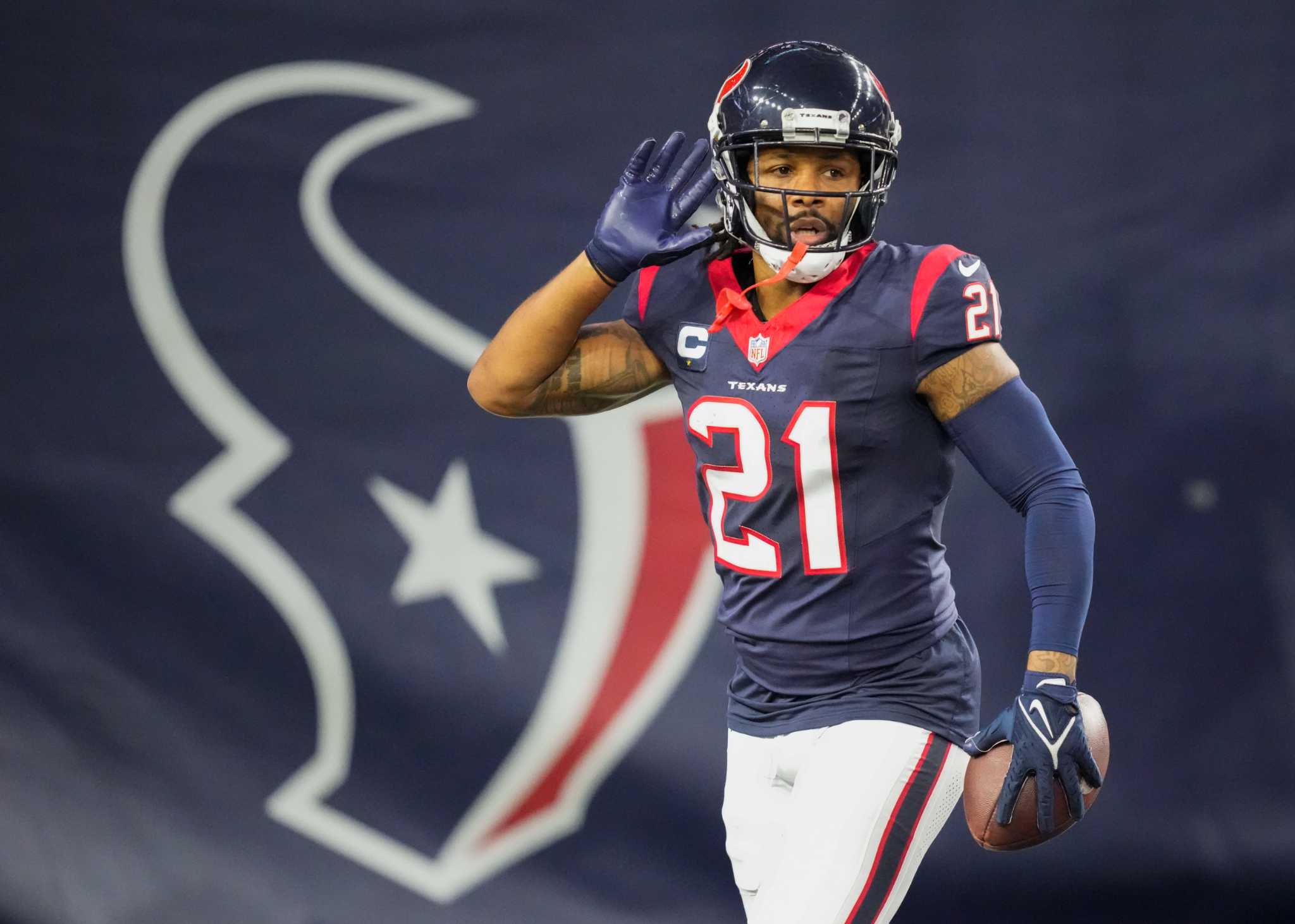 Kansas City Chiefs sign former Houston Texans cornerback, lightning rod ...