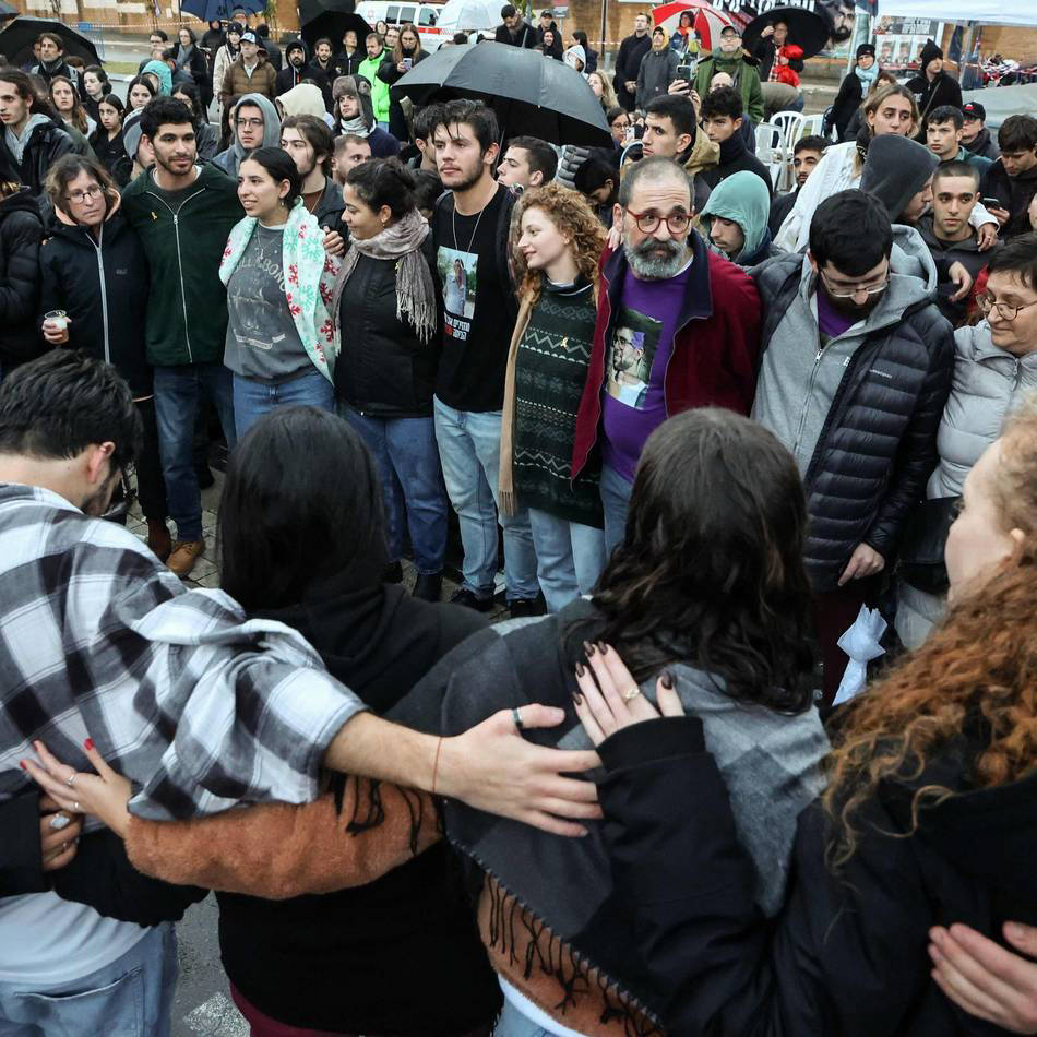 Druck auf Israel wächst nach Angriff auf Hilfsorganisation Druck auf Israel wächst nach Angriff auf Hilfsorganisation