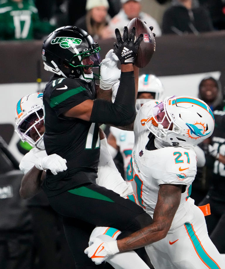 Scorigami! Miami Dolphins' win over New York Jets ends with first-of ...