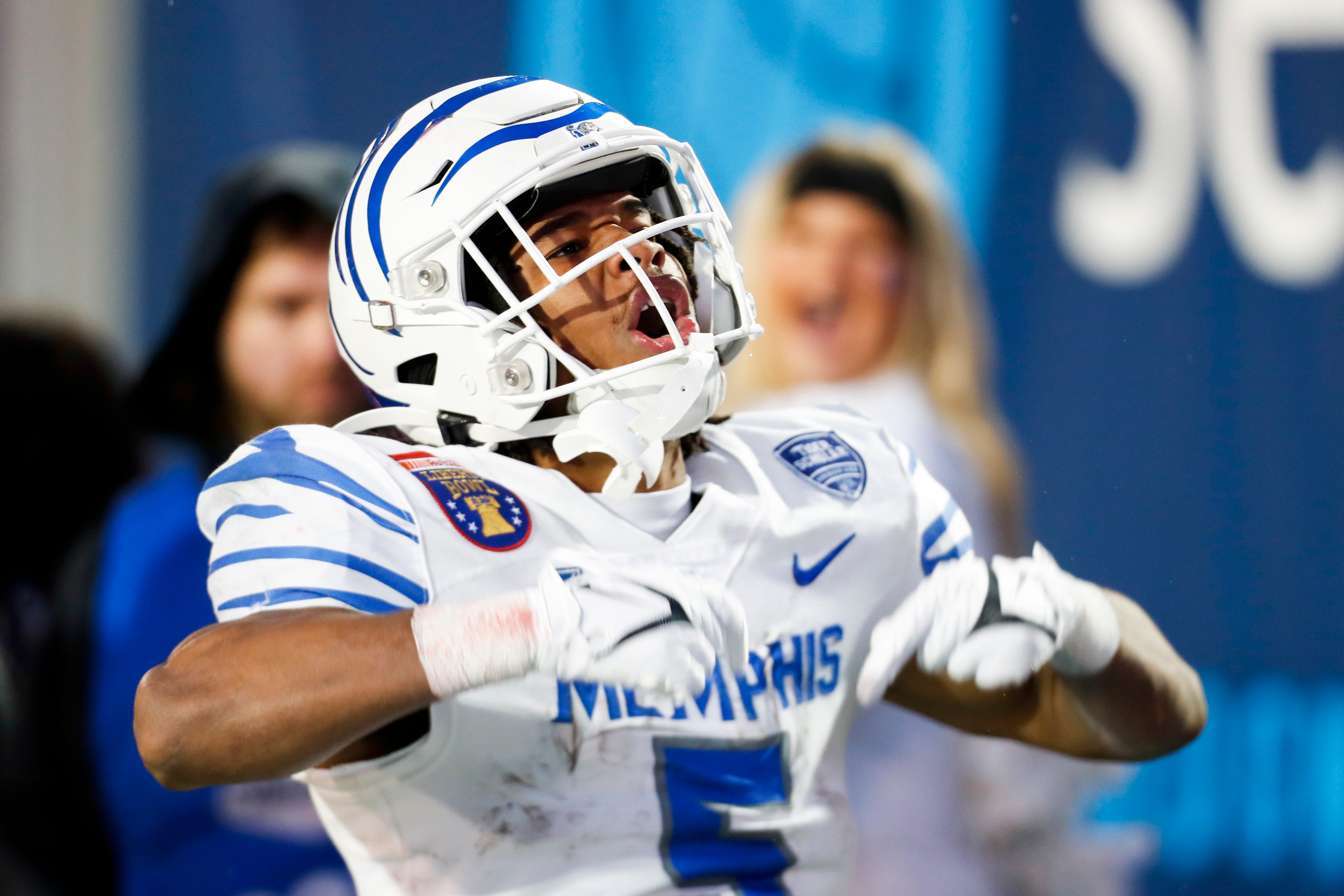 Memphis football running back Sutton Smith out vs Troy. Long-term ...