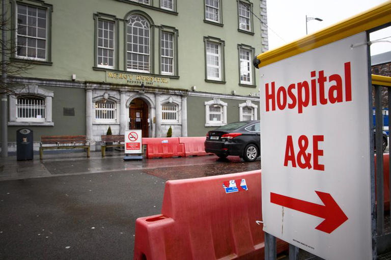 HSE warns of busy New Year's for Irish hospitals with spike in ...