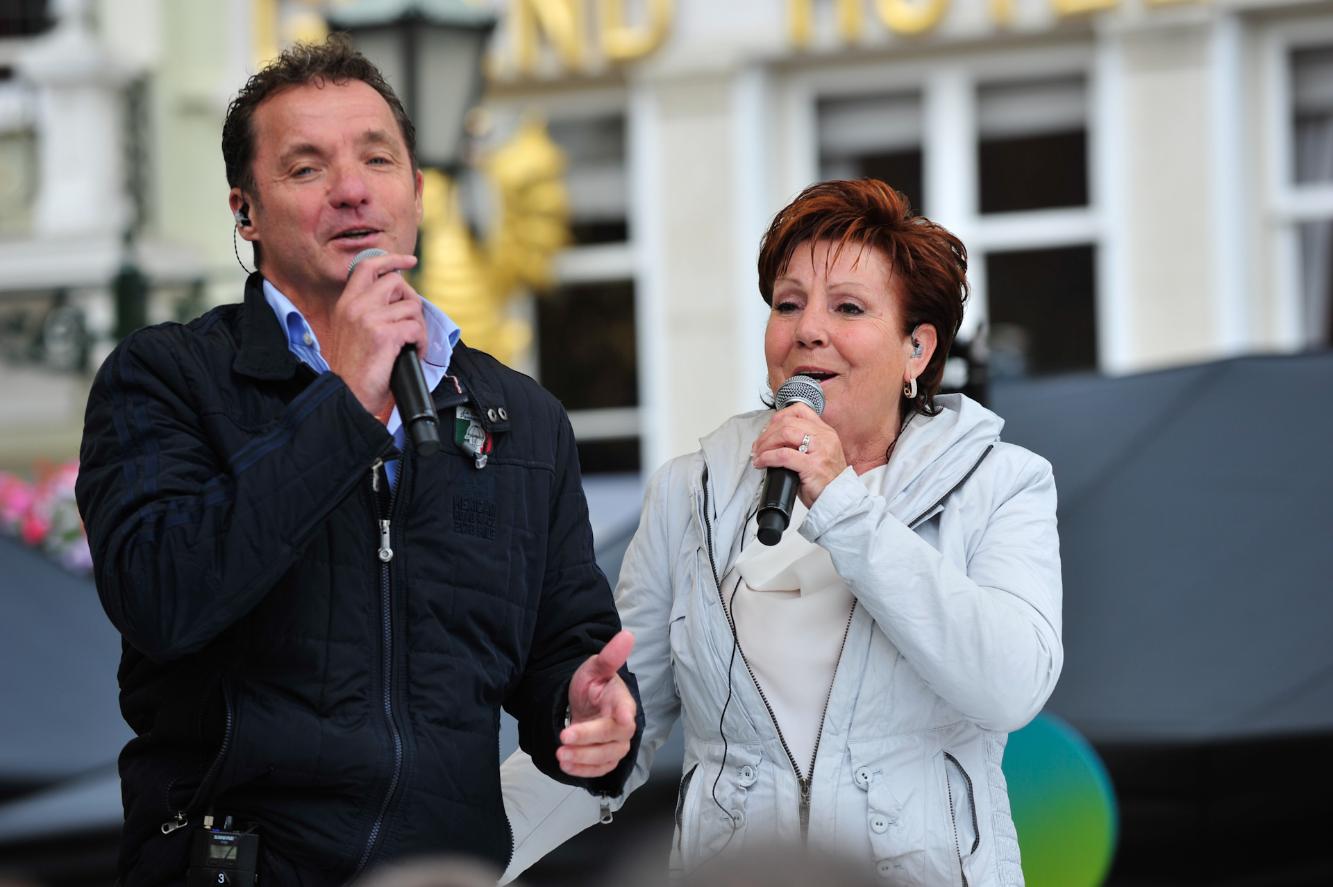 Kees de Bever maakt zich zorgen om oma