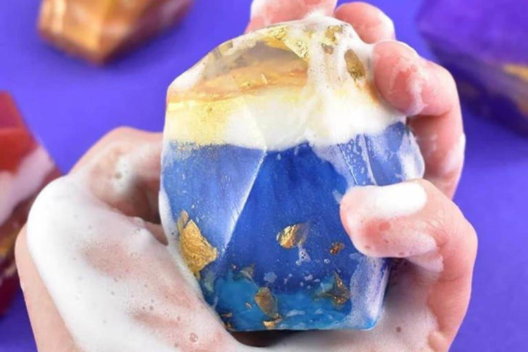 38 Free Melt and Pour Soap Recipes