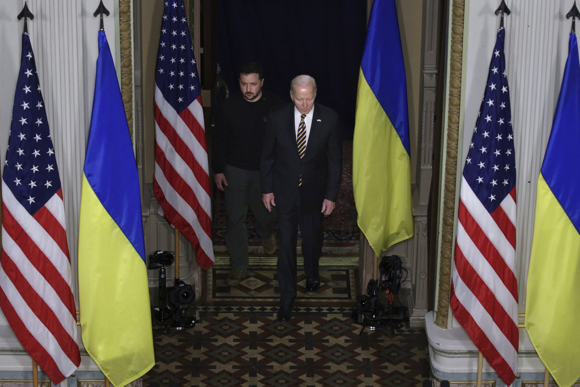 Les États-Unis ont une nouvelle stratégie pour l'Ukraine Les États-Unis ont une nouvelle stratégie pour l'Ukraine