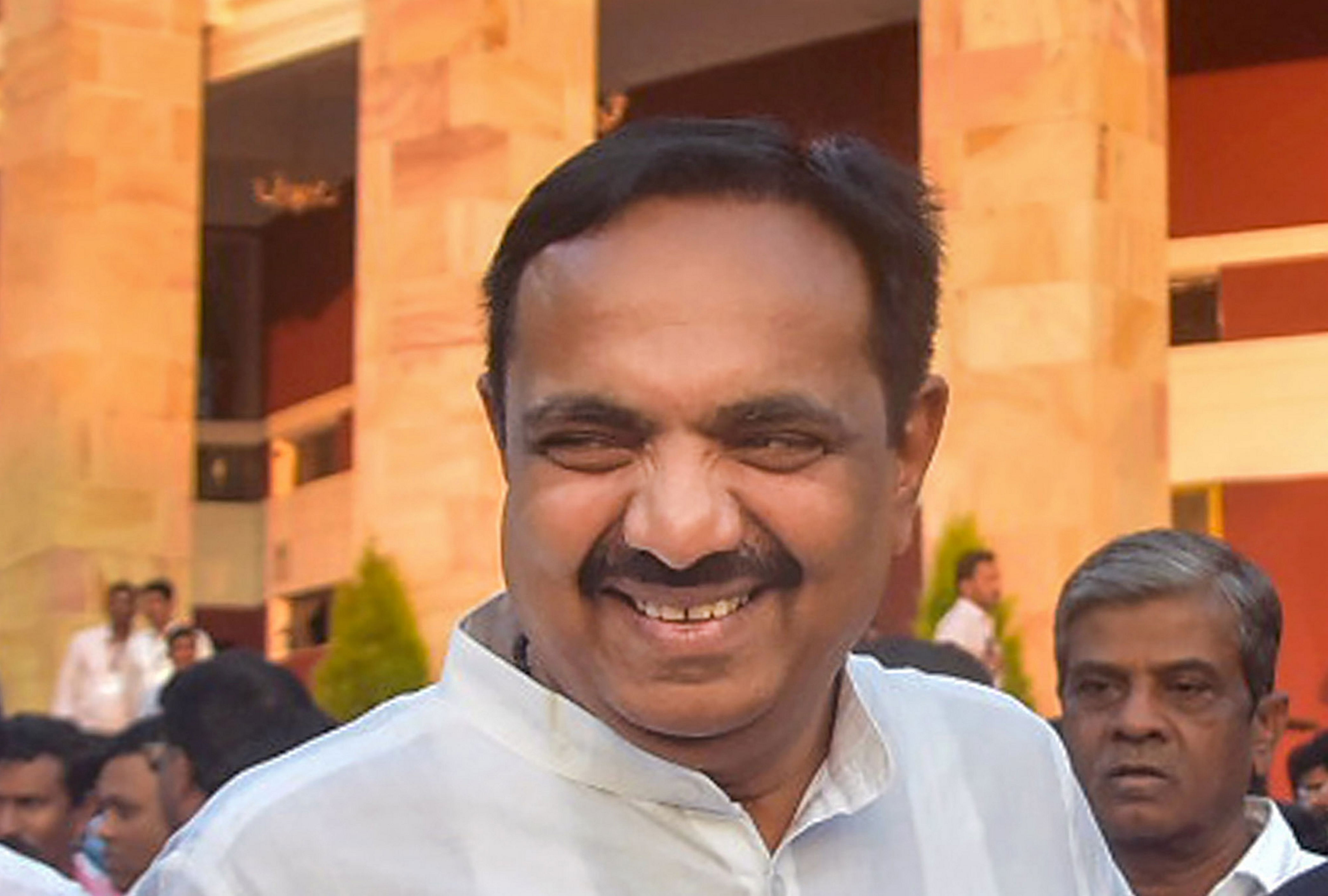 NCP (SP) leader Jayant Patil meets Maharashtra BJP president, dismisses political motives