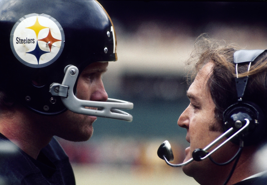 Black & Gold: Pittsburgh sports unified by colors