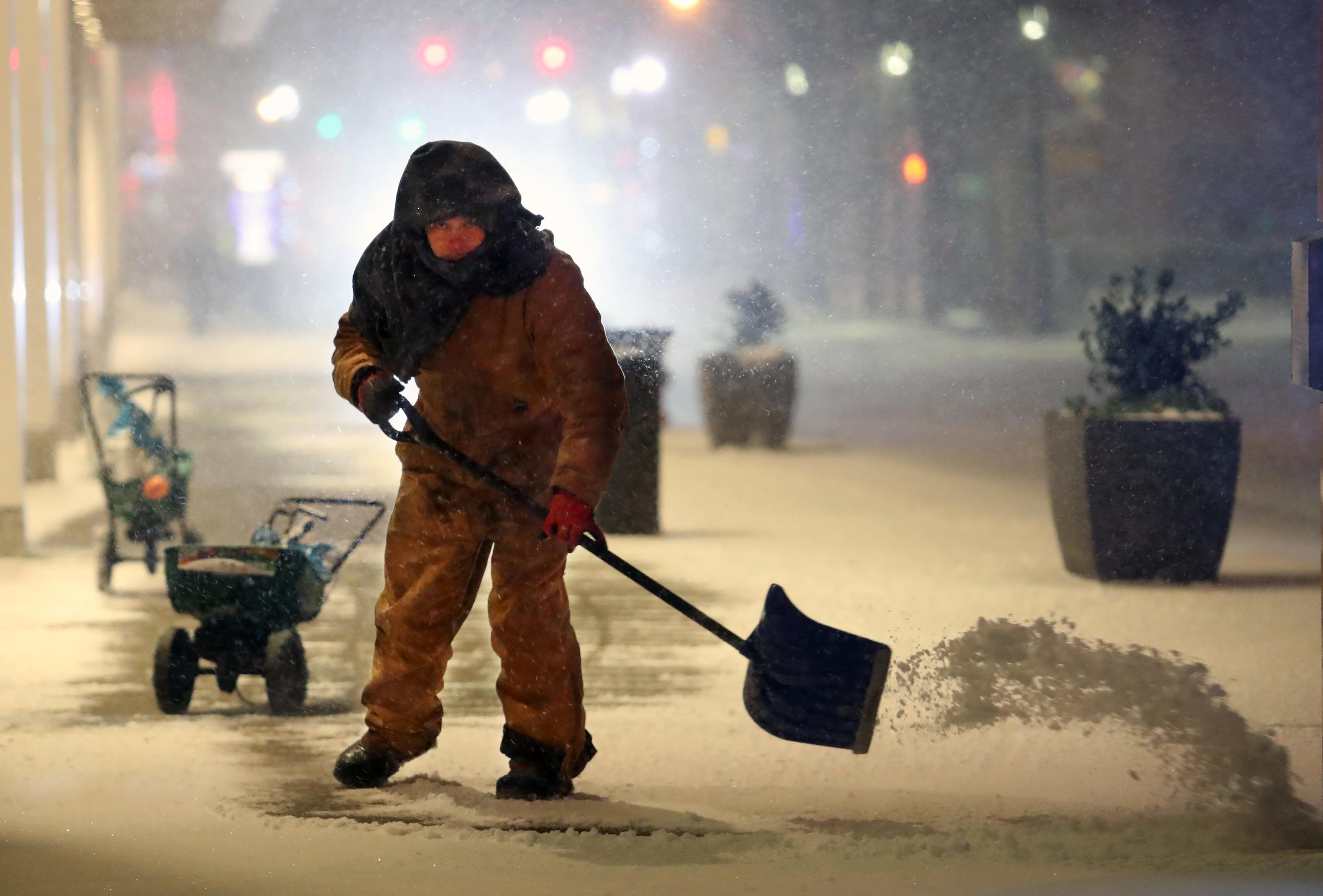 Is your business closed due to inclement weather? Tell us here