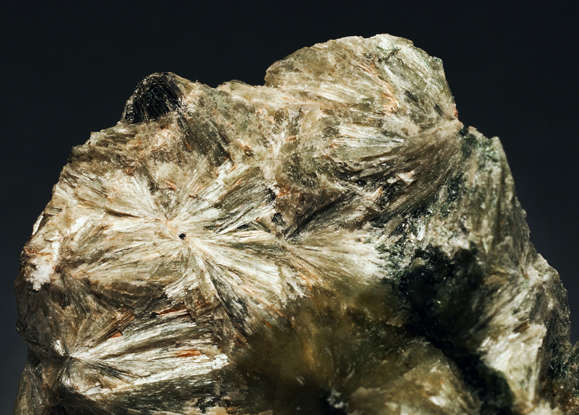 Why is asbestos so dangerous? Why is asbestos so dangerous?