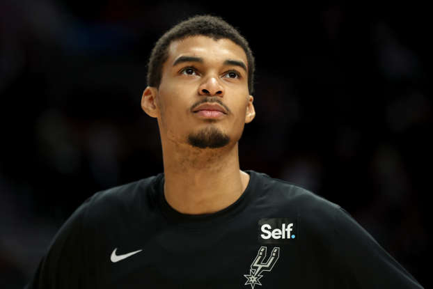 Victor Wembanyama fête ses 20 ans ! Du Chesnay à la NBA, retour sur l ... Victor Wembanyama fête ses 20 ans ! Du Chesnay à la NBA, retour sur l ...