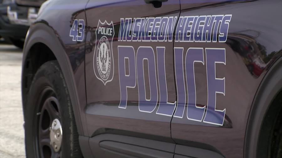 Muskegon Heights police looking for woman who escaped through cruiser ...