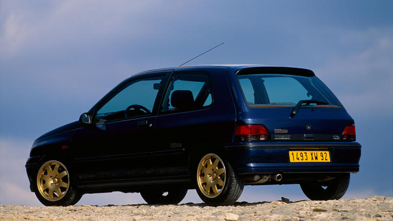 These are the 12 best hot hatches of all time
