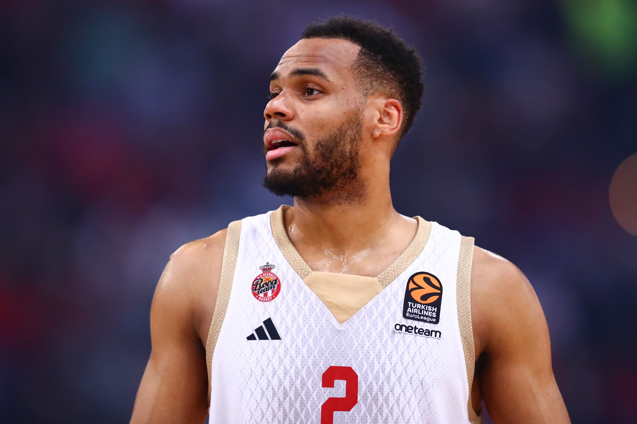 Basket: "C'est inacceptable", Elie Okobo s'excuse après mauvais geste ...