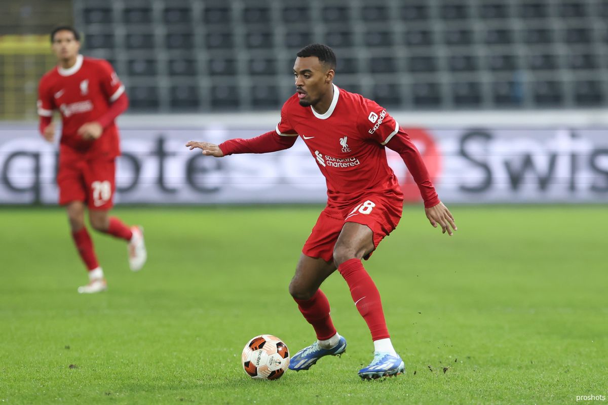 Buitenland: Gravenberch grijpt koppositie met Liverpool, Timber levert ...