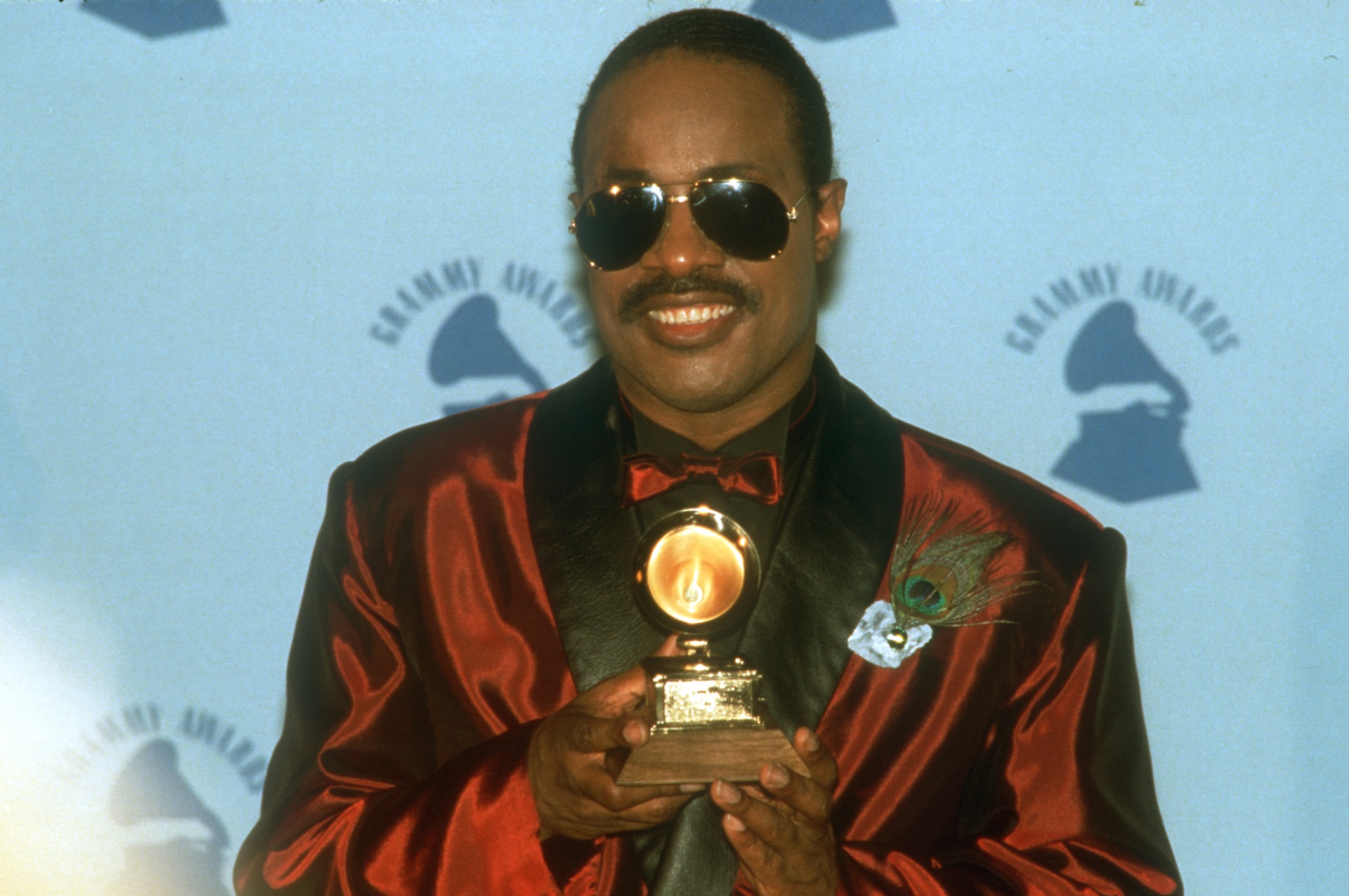 Tasting words and hearing colors: famous people with synesthesia