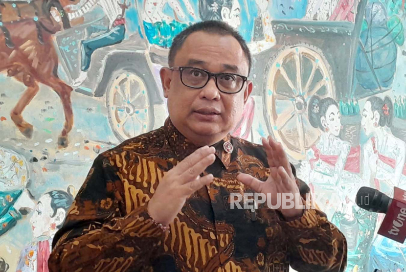 Istana Bantah Presiden Jokowi Bakal Lantik Bahlil di Istana IKN Istana Bantah Presiden Jokowi Bakal Lantik Bahlil di Istana IKN
