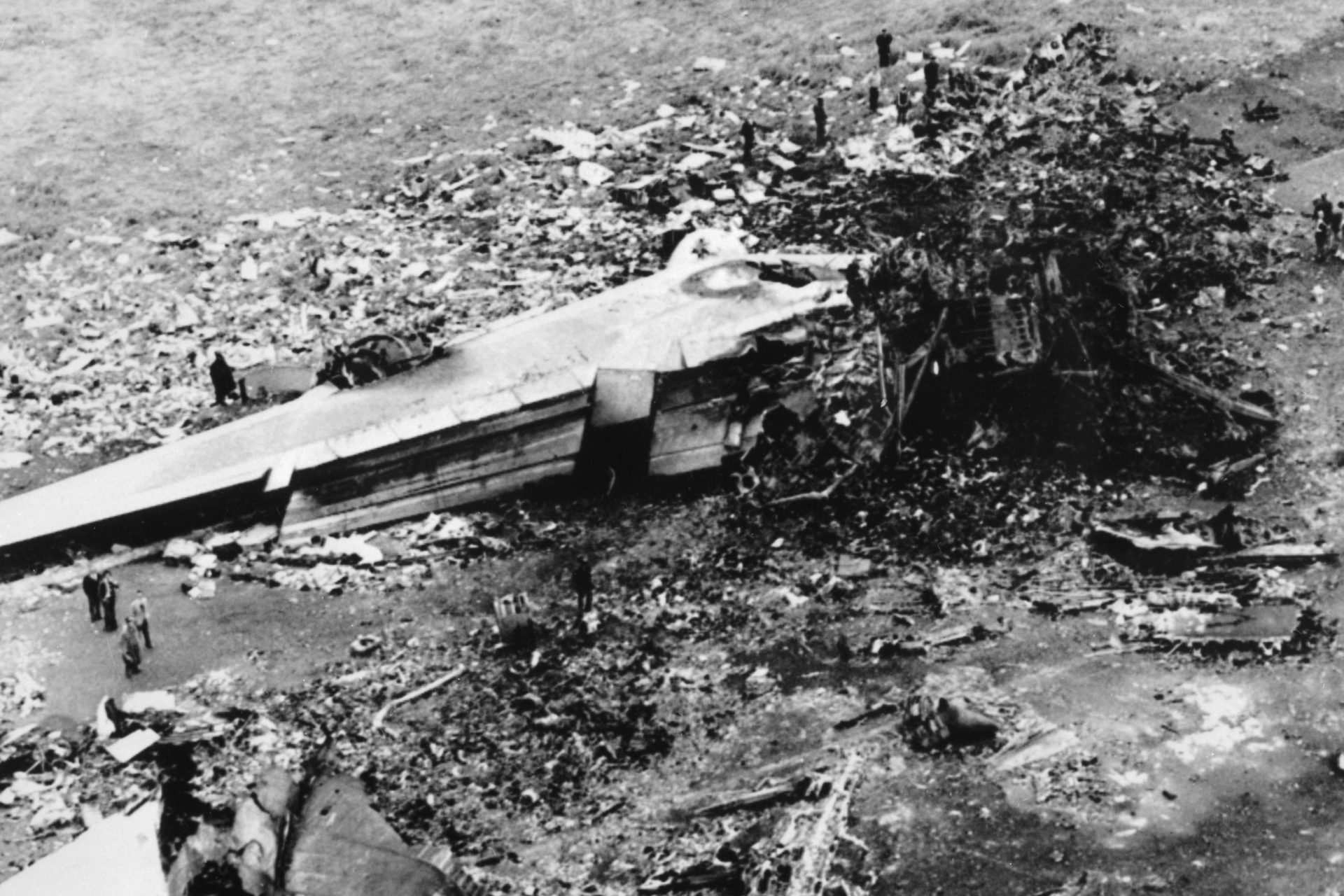 De vliegramp in Tenerife, 1977: een KLM-toestel met 583 doden, veel ...