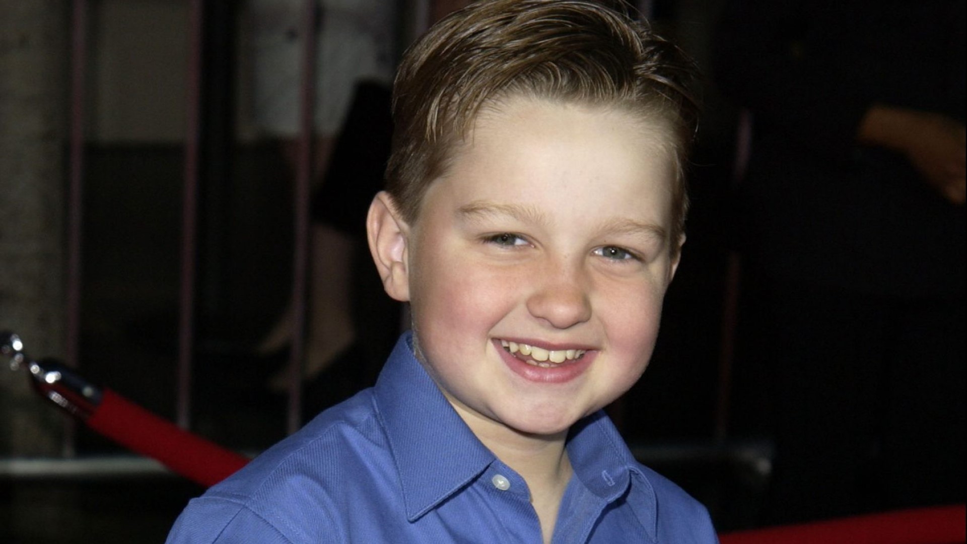 Jake uit 'Two and a Half Men:' rijk, een kluizenaar, en onherkenbaar!