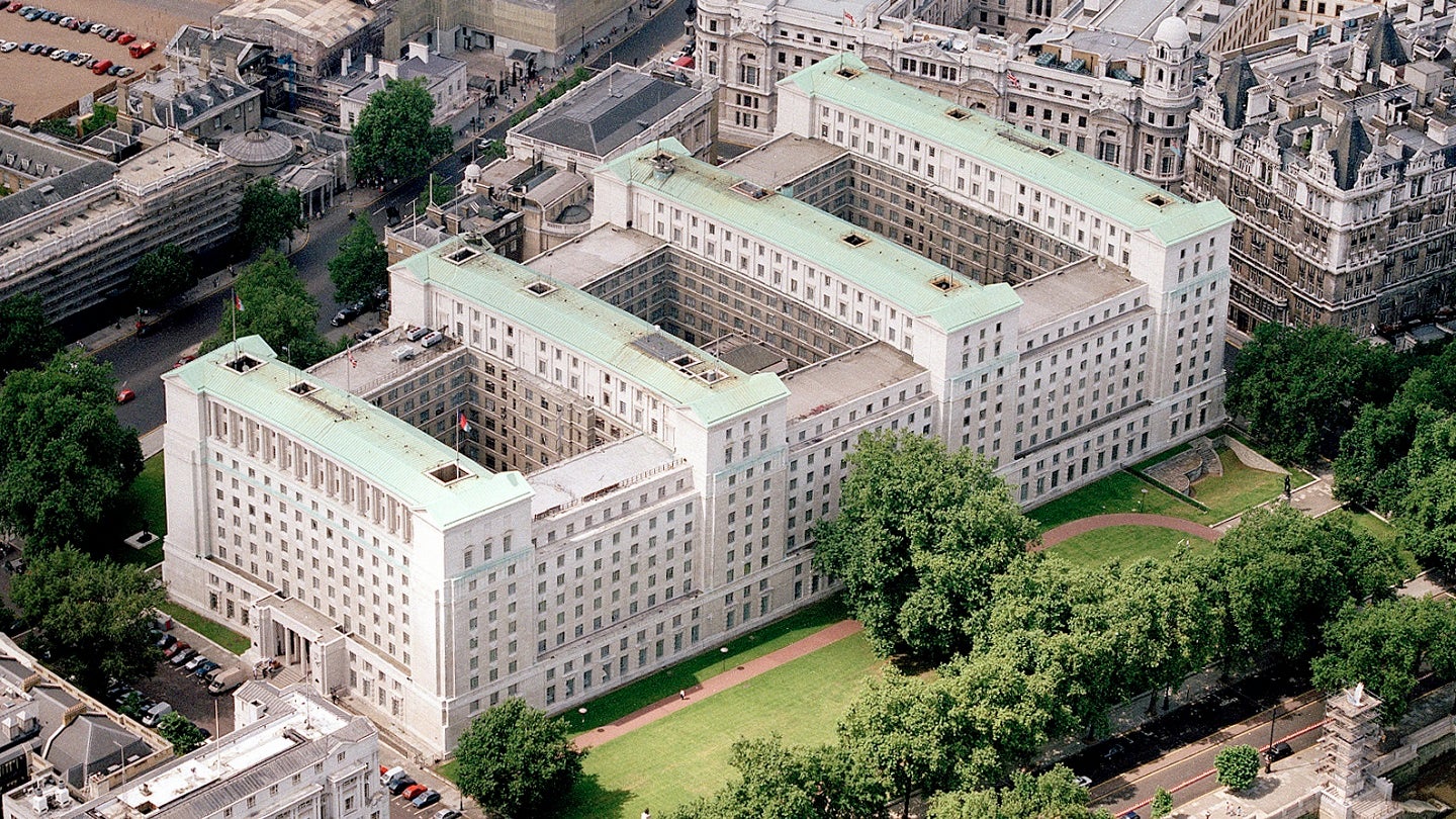 Former para appointed new UK defence secretary