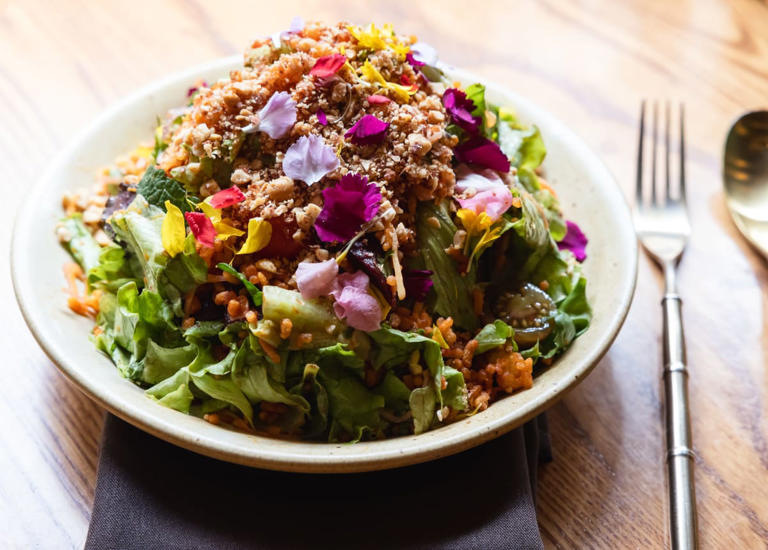 The 20 best places to eat outside right now
