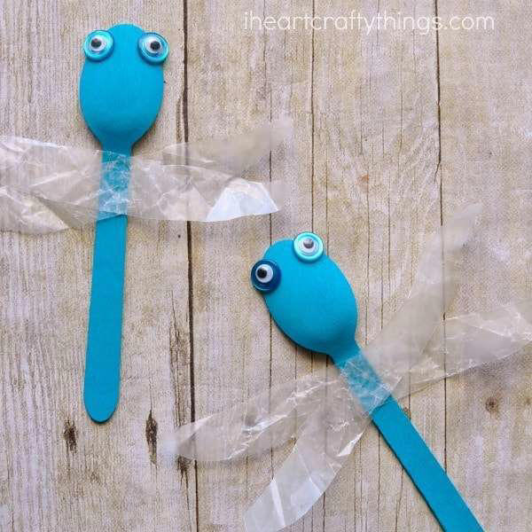 7 Easy Wooden Spoon Crafts