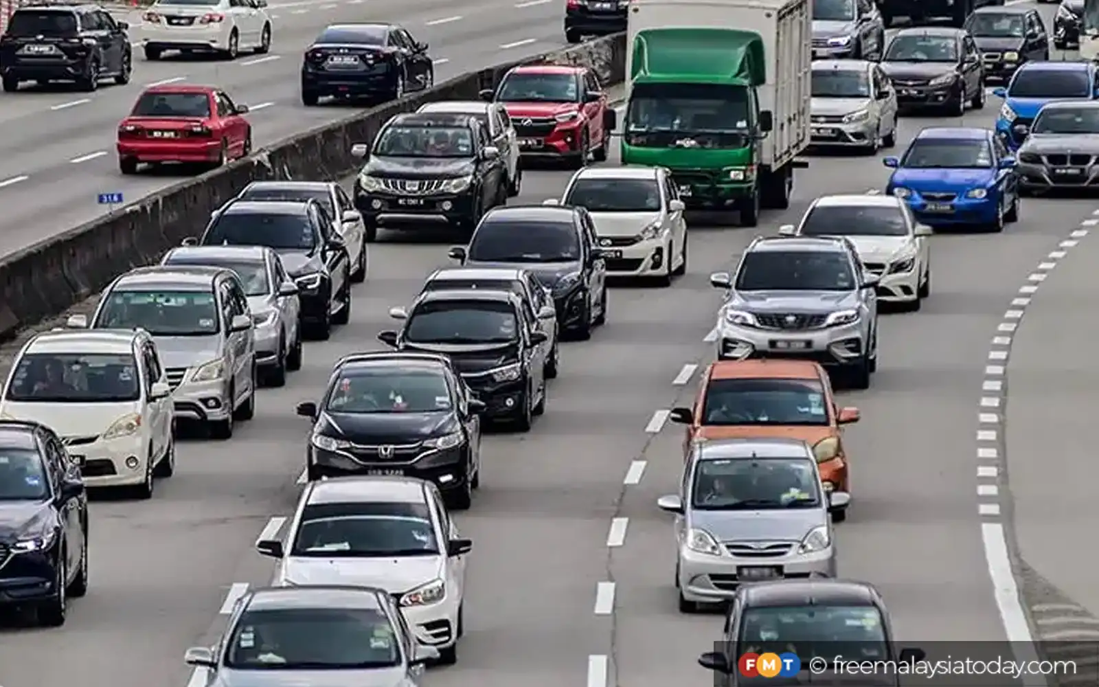 People not sitting in traffic for fun, says senator on congestion charge proposal