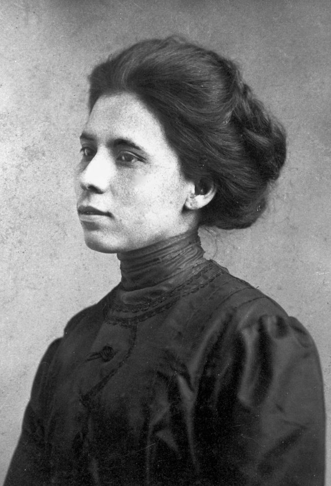 30 Famous Hispanic Americans Who Made History
