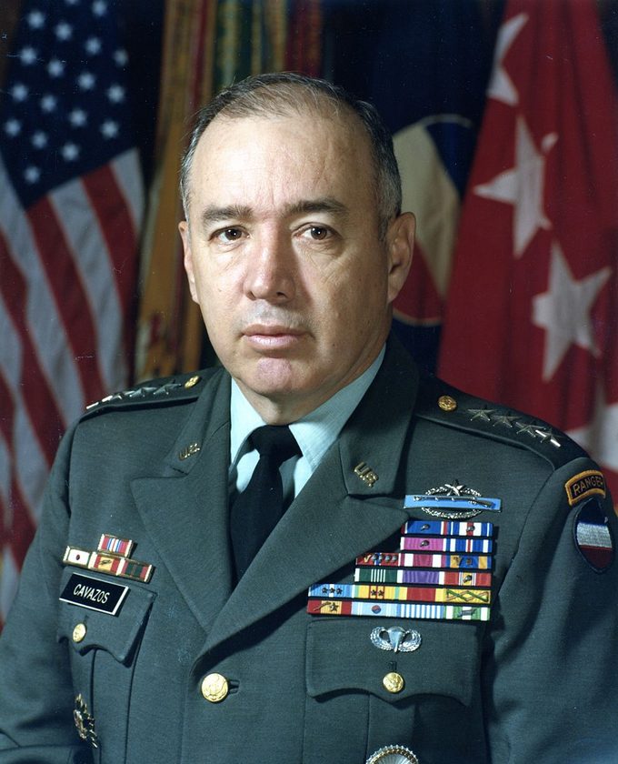 30 Famous Hispanic Americans Who Made History