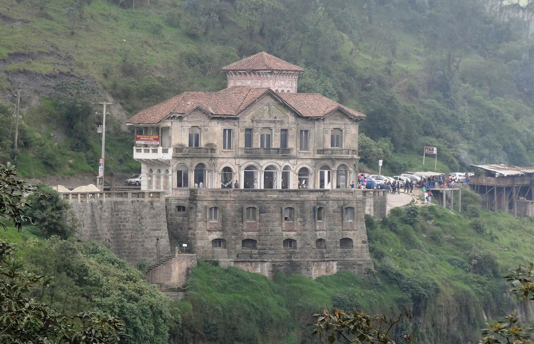 The world's 28 spookiest abandoned hotel ruins to see